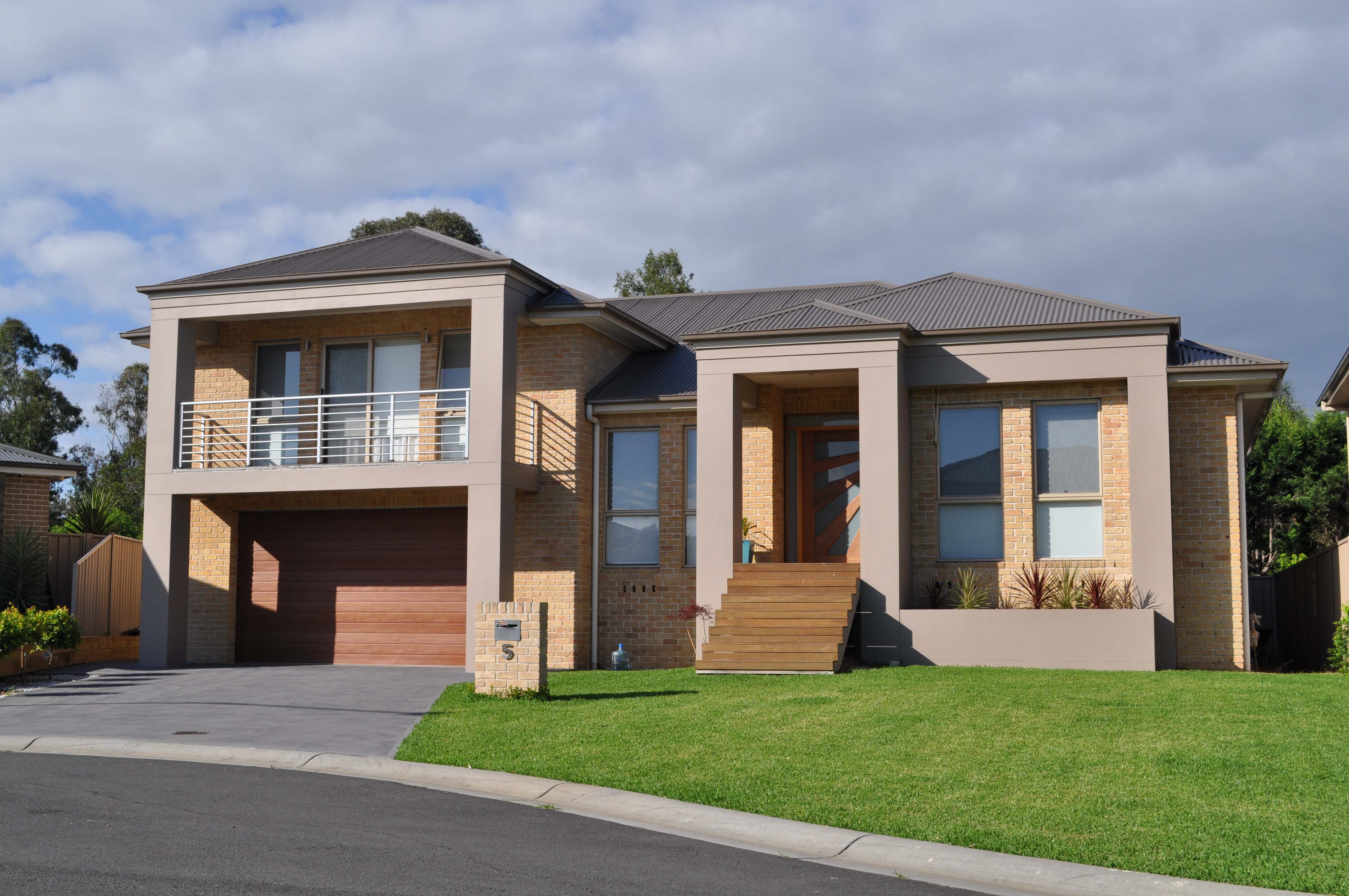 Modern Suburban – Split Level Collection | Pyramid design & drafting